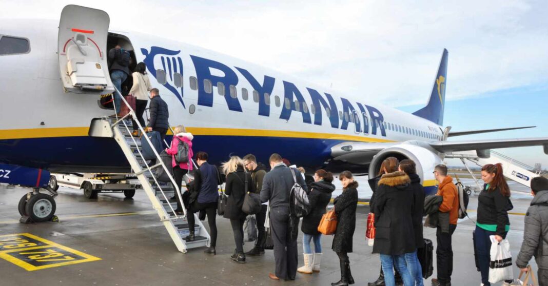 IRLANDIA • Ryanair zmienia ceny biletów - koniec ery tanich lotów IRLANDIA • Ryanair zmienia ceny biletów - koniec ery tanich lotów